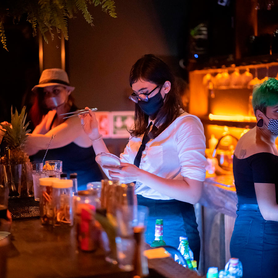 Bars Puerto Vallarta| El Colibrí Bar Puerto Vallarta