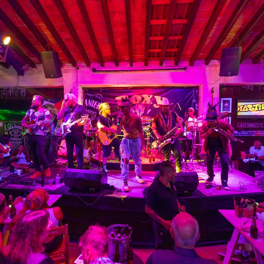 Bars Puerto Vallarta| Roxy RockHouse Bar & Live Music Puerto Vallarta